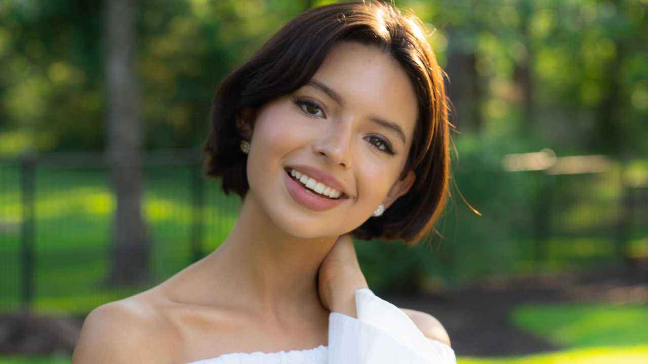 Ángela Aguilar sorprende con nuevo look y video junto a Marc Anthony ...